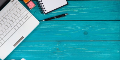 100 Irresistible Logline Examples for Movies and Books to Inspire You!